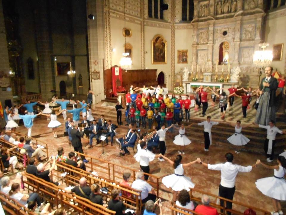 sardanaesportiva.cat: Perpinyà s’omple de cultura catalana