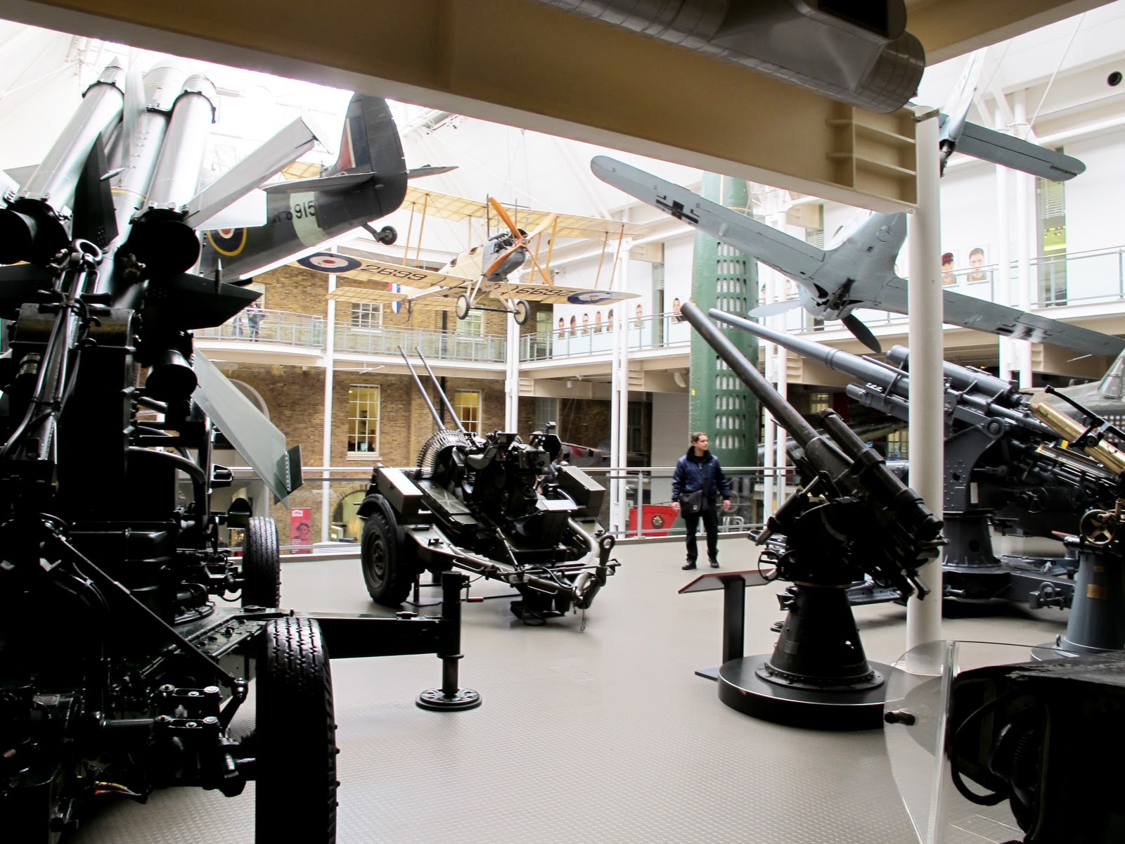 THE TAIT BRITAIN: War Museum,Halloween and Borough Market!