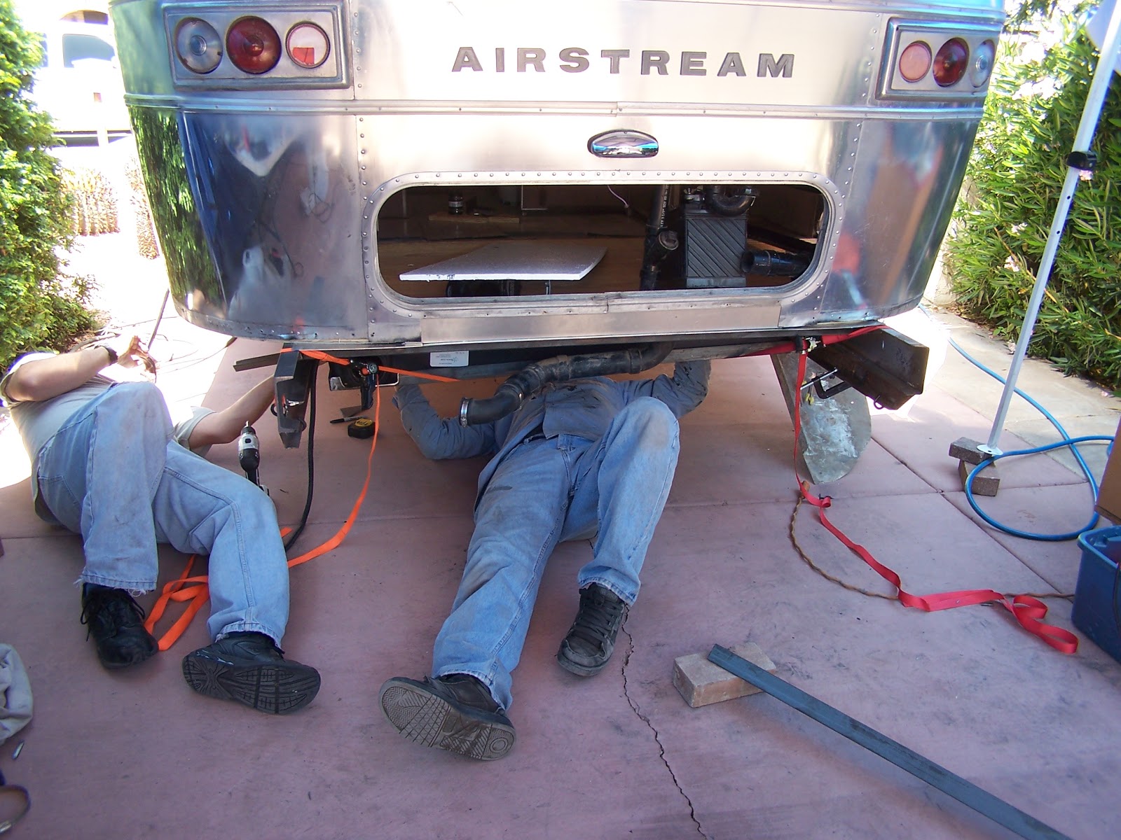 Airstream Renovation: Rear end repairs and replacement