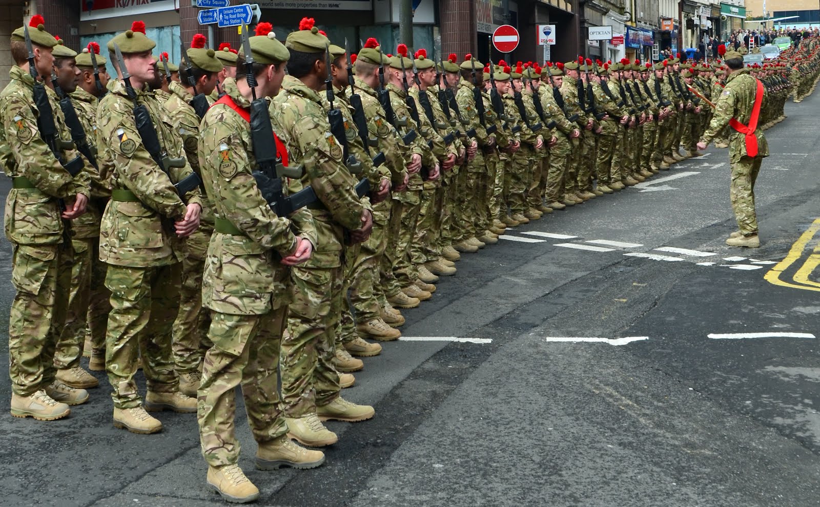 Tour Scotland: Tour Scotland Photograph Video Black Watch Homecoming ...