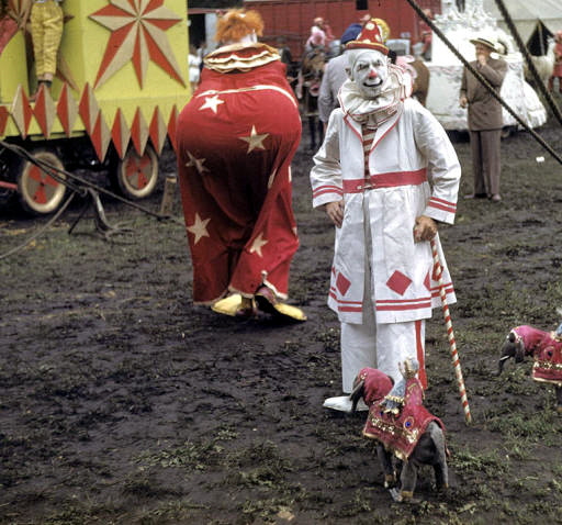 Pat Cashin's CLOWNALLEY: CHARLIE BELL: With Felix Adler (1948)