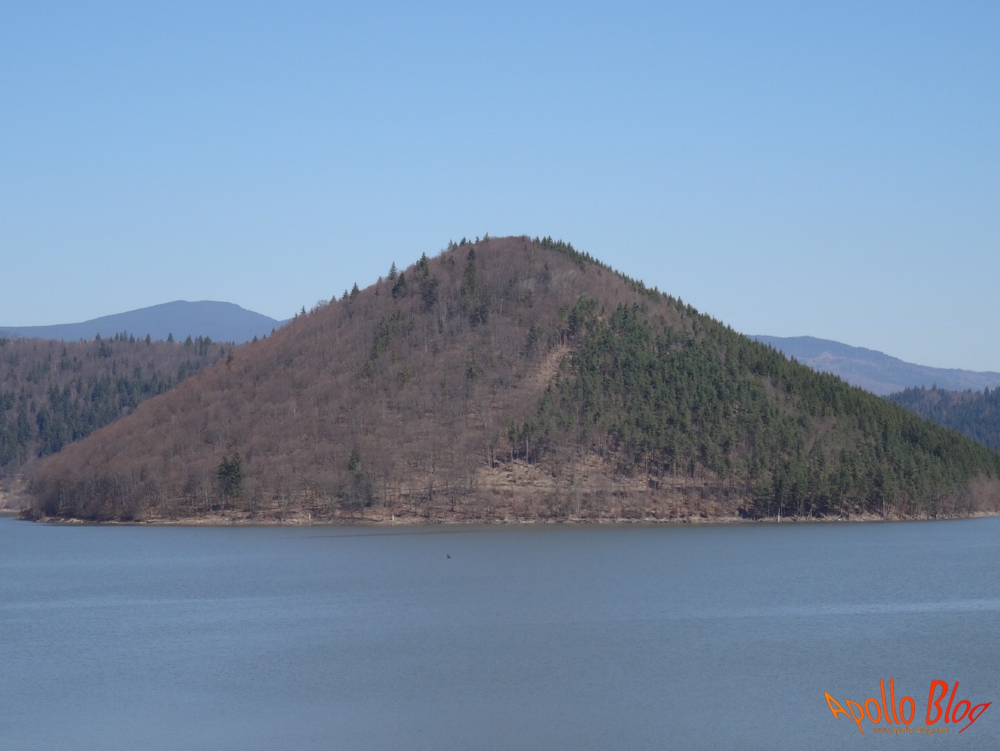 Apollo Blog: Lacul Zetea