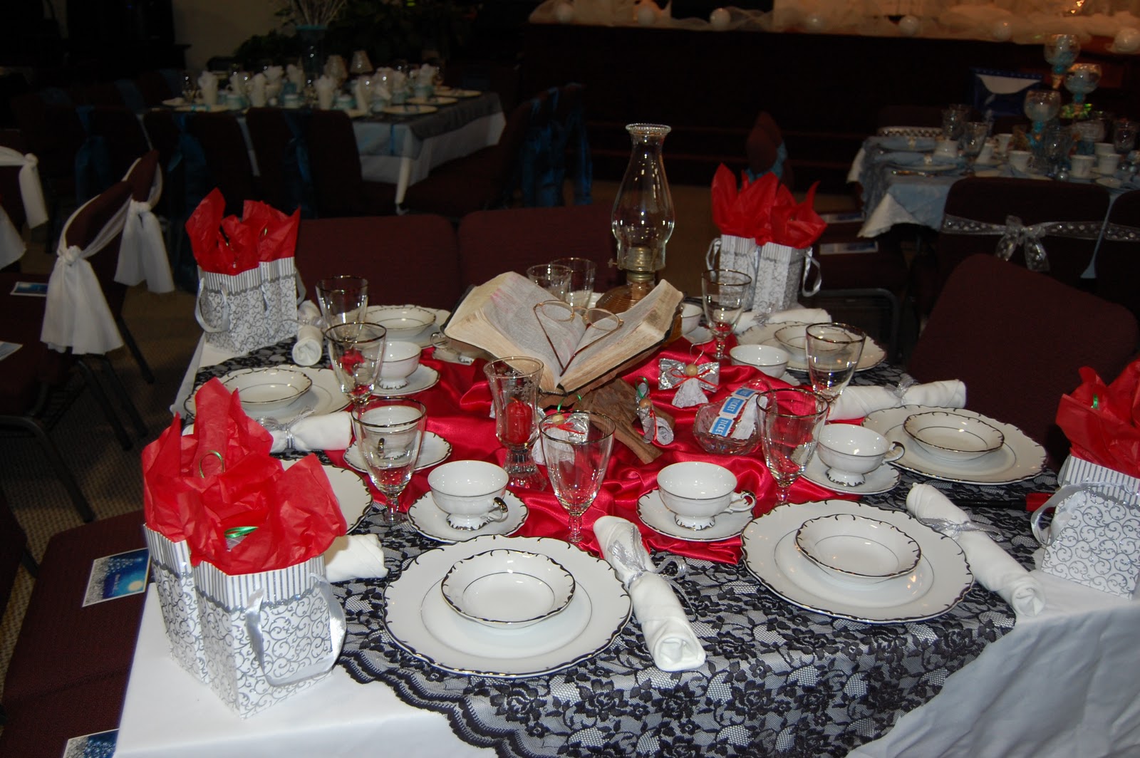 Indian Springs Baptist Church Women's Ministry: Holiday Dinner 2011