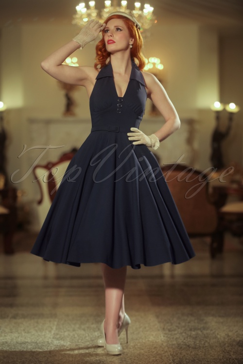 Curves to Kill...: Nautical Vintage Diva