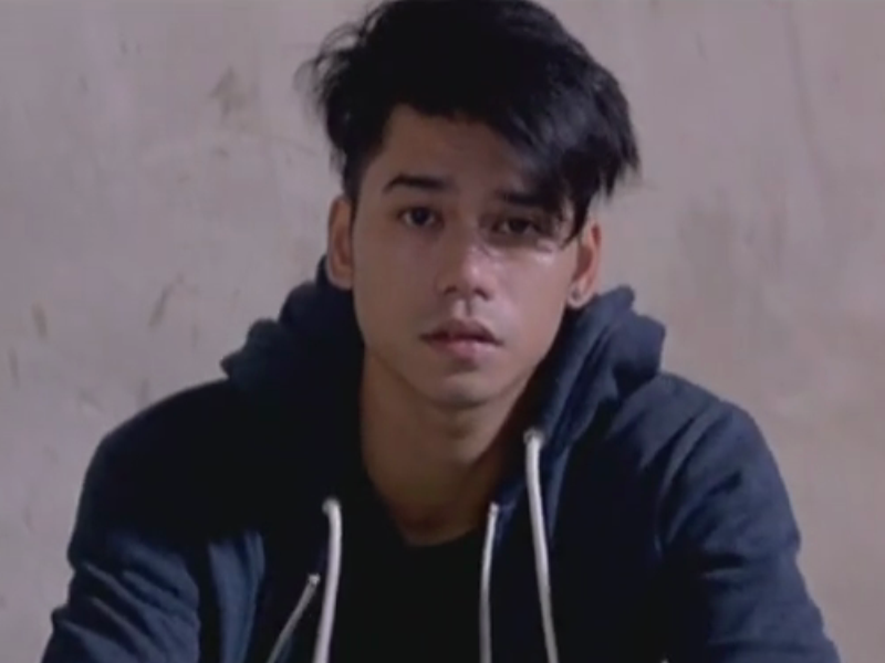 Pinoy Celebrity: Mark Oblea