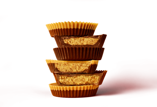 New Reese's Chocolate Lovers Cups and Peanut Butter Lovers Cups ...