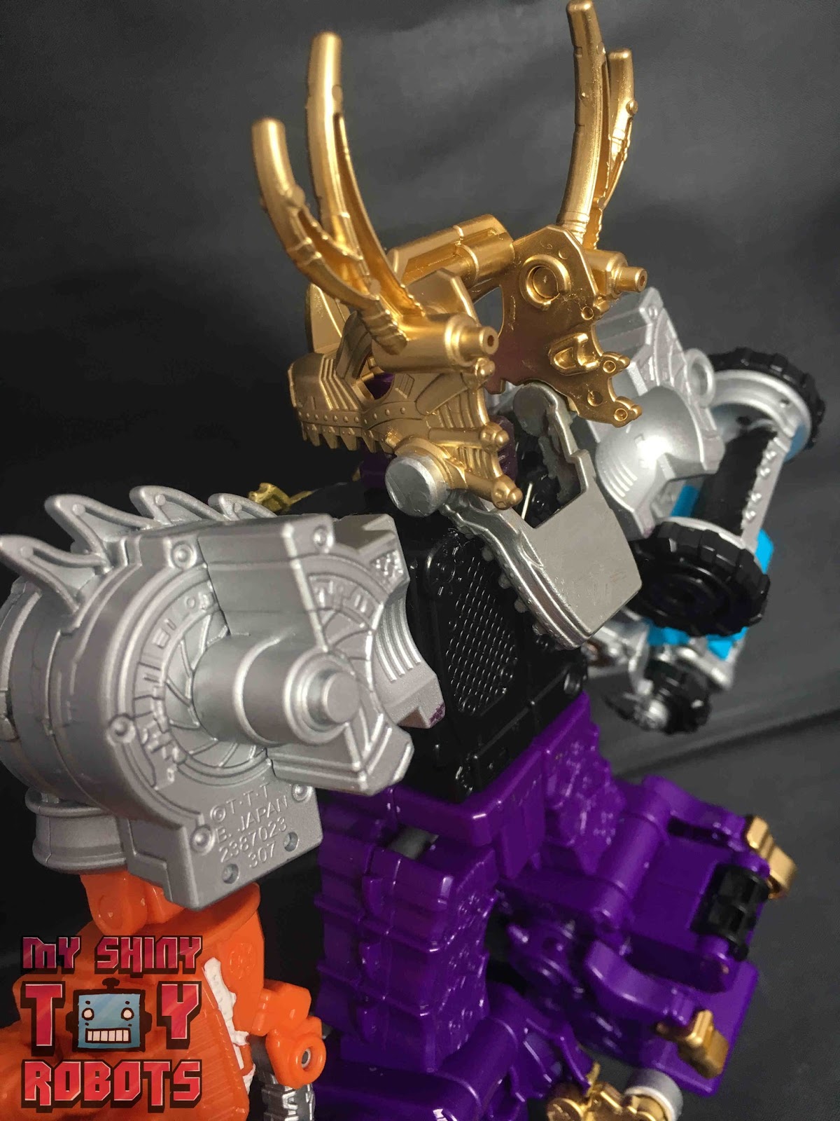 My Shiny Toy Robots: Toybox REVIEW: Uchu Sentai Kyuranger Minipla RyuTeiOh