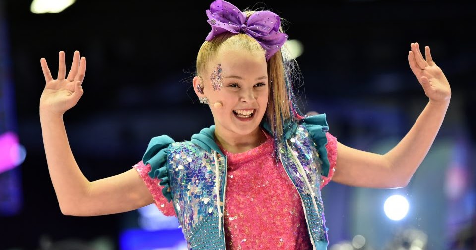 NickALive!: JoJo Siwa Says She Might Get Rid of Her Bows For Good