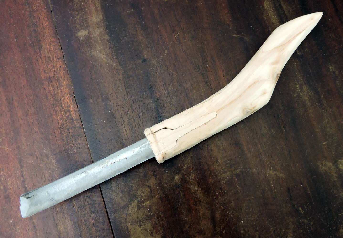 Elfshot: Crooked Knife