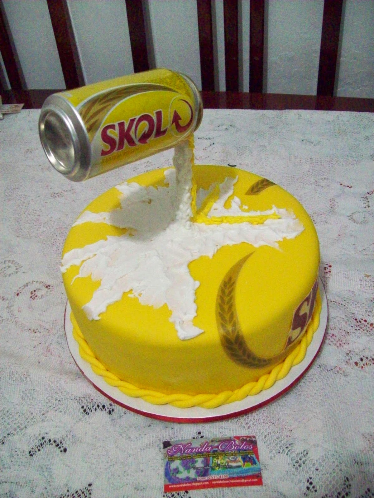 Nanda Bolos: BOLO DECORADO CERVEJA SKOL