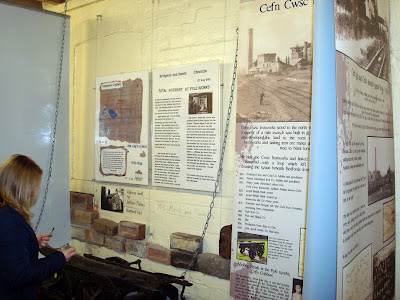 seriously spooky: Cefn Cribwr SIgnal Box