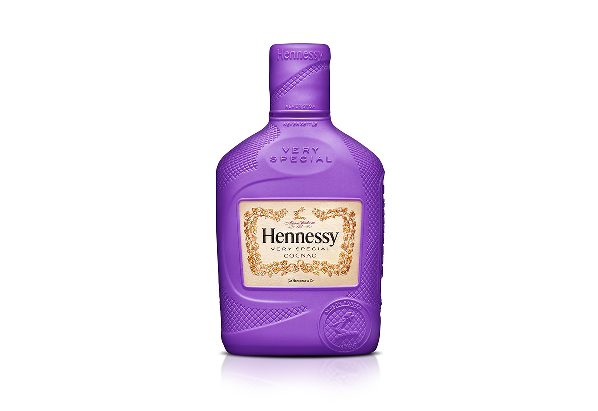 Hennessy V.S. Flask Sleeve – Packaging Of The World