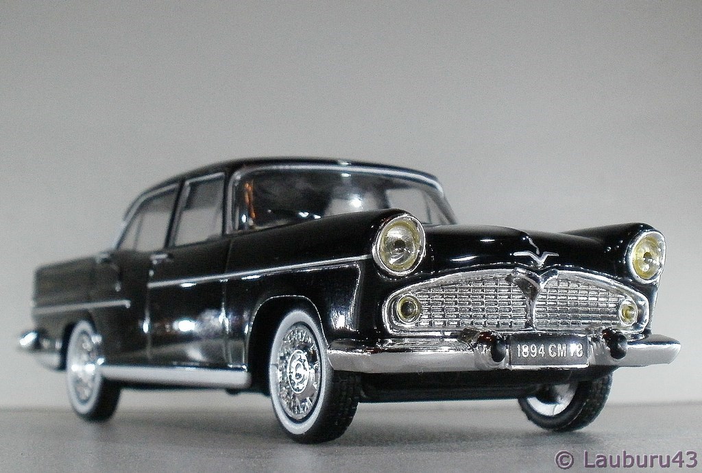 Lauburu43: Simca Vedette Présidence (1958)