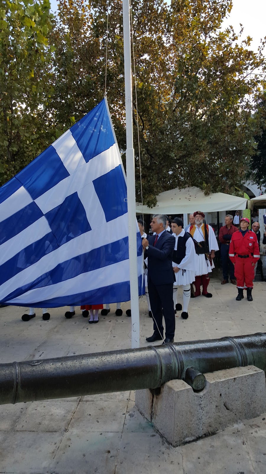 ΠΥΛΟΣ - PYLOS: Έπαρση Σημαιών!!!