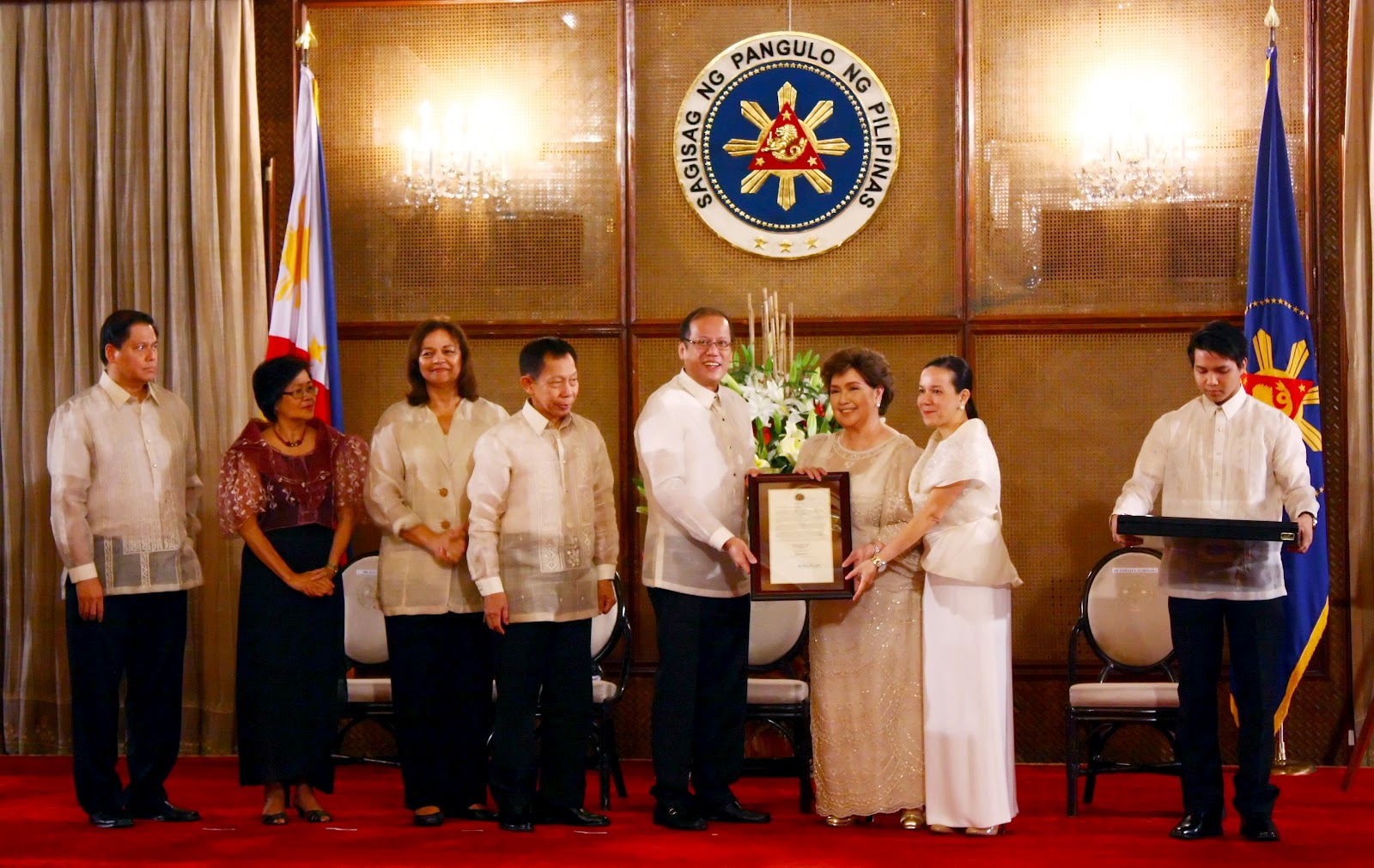 Gridcrosser: Pres. Aquino Confirms National Artist Status of Fernando ...