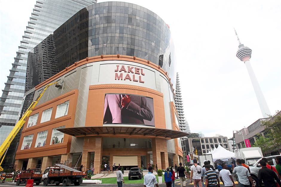 Rojak News: Baju Melayu Lelaki Dari Jakel Jalan Tar Kuala Lumpur