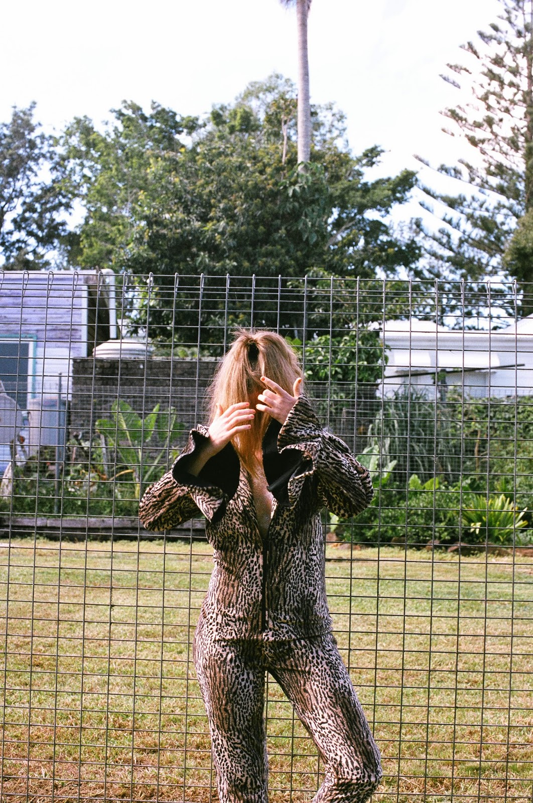 Alida Buffalo: Alida Buffalo "GIRL"