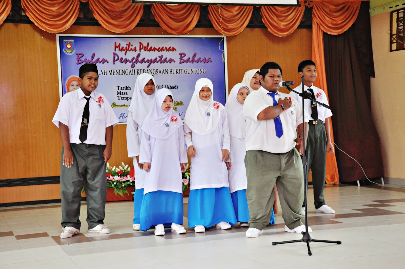 Majlis Pelancaran Bulan Bahasa SMKBG 2015 | .: SMK BUKIT GUNTONG