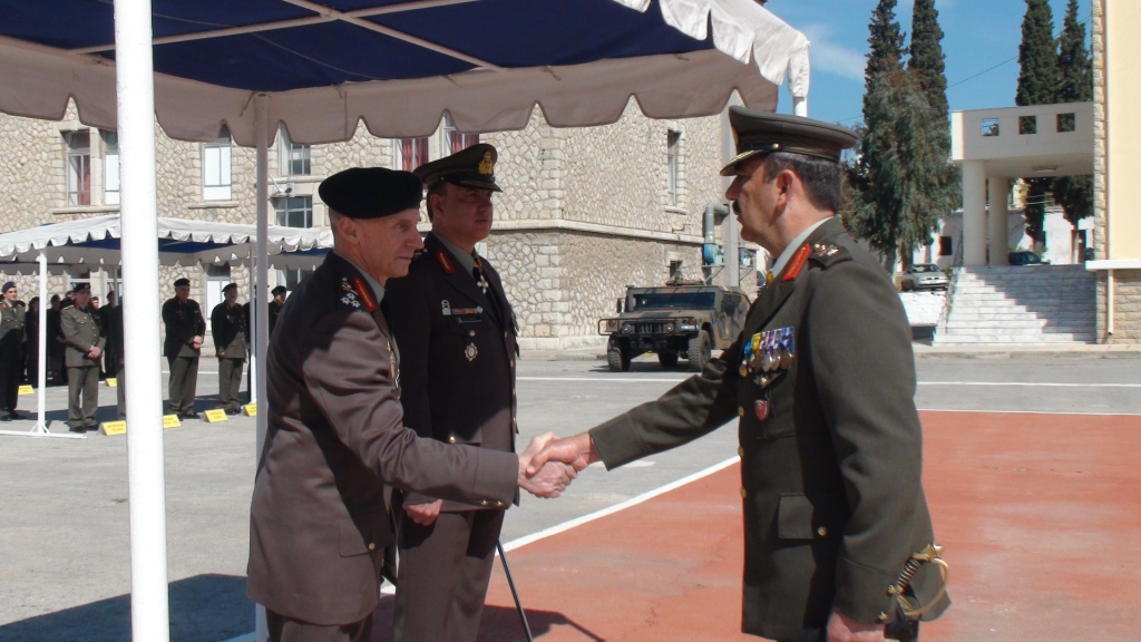 EVRIPOS NEWS: ΠΑΡΑΔΟΣΗ - ΠΑΡΑΛΑΒΗ ΣΧΟΛΗ ΠΕΖΙΚΟΥ ΧΑΛΚΙΔΑ --- ΦΩΤΟΣ