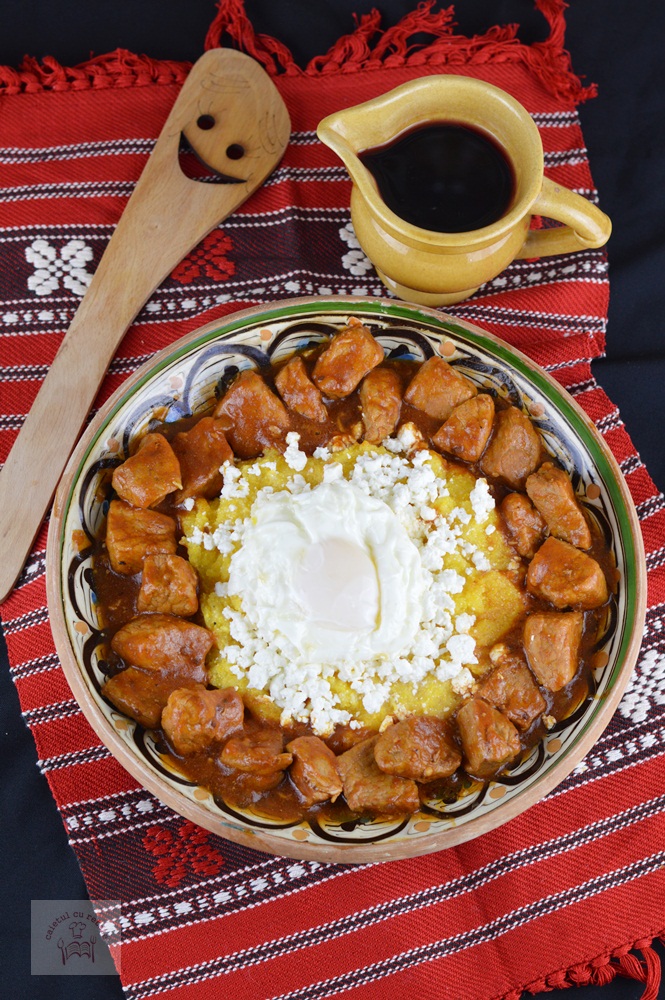 Tochitura dobrogeana - CAIETUL CU RETETE