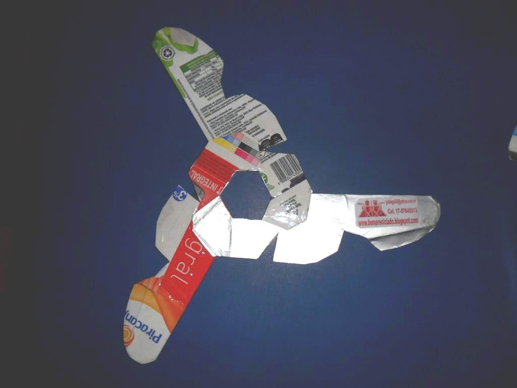 Bumerangue de Papel: Modelos atuais de bumerangue de papel