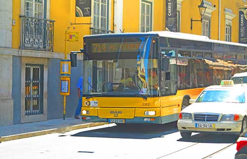 714 Lisbon Bus - Portugal Visitor Guide