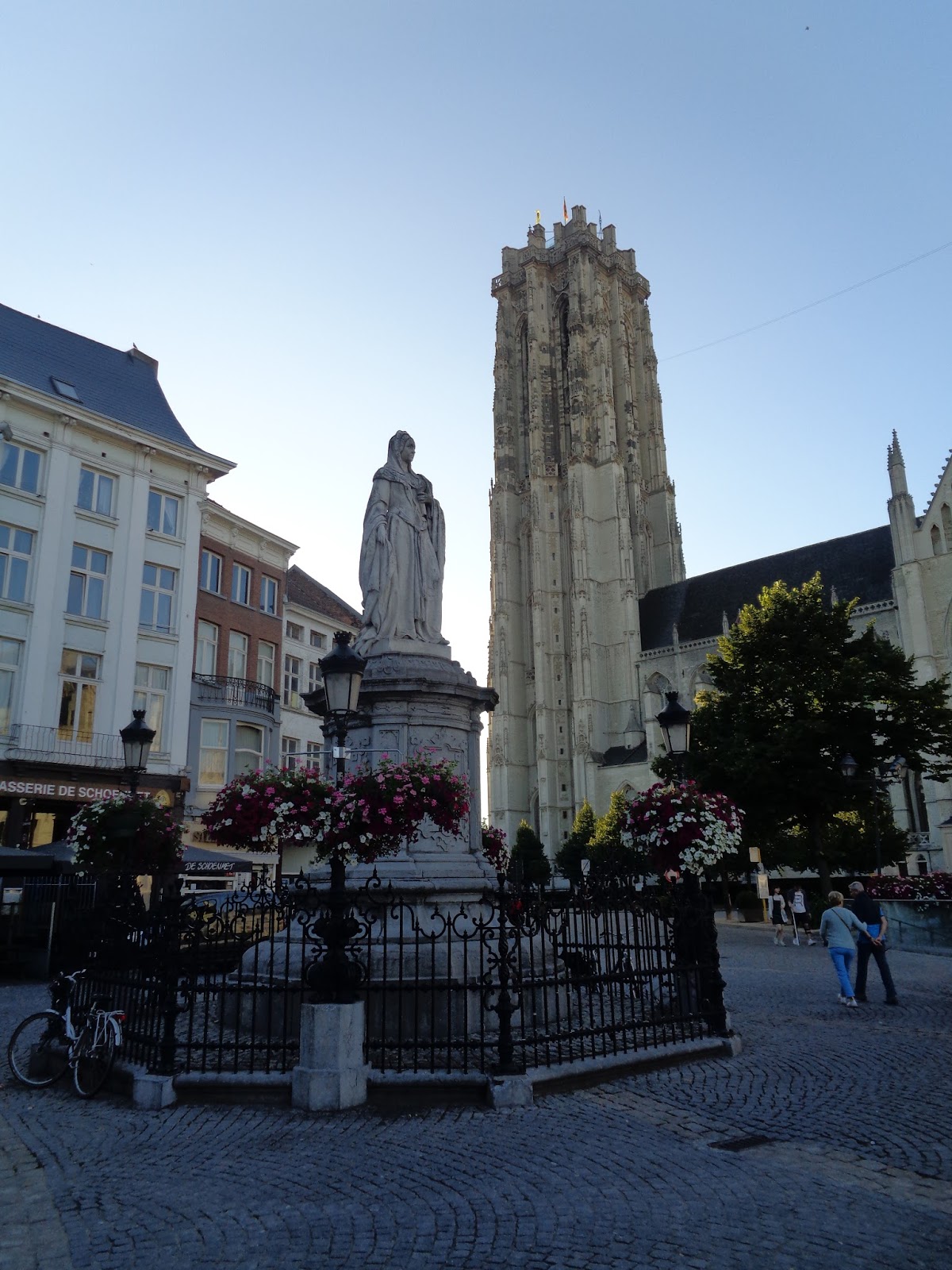 All About Royal Families: Royal Destinations -- St. Rumbold's Cathedral ...