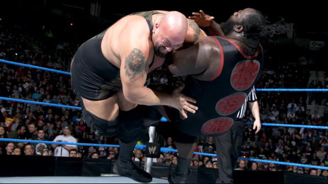 WWE In live!!!!: BIG SHOW vs MARK HENRY