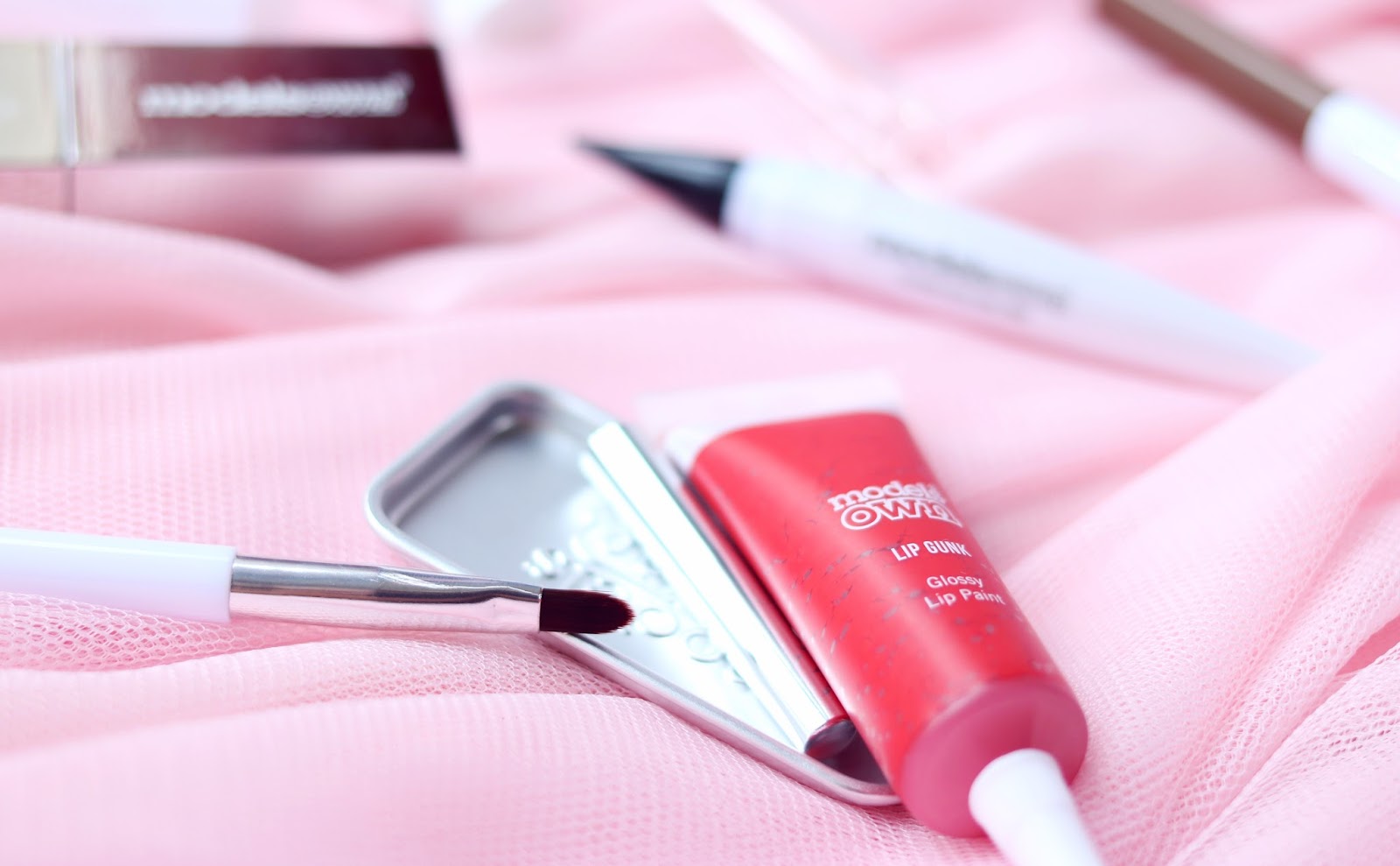 Beauty | Models Own Does Makeup