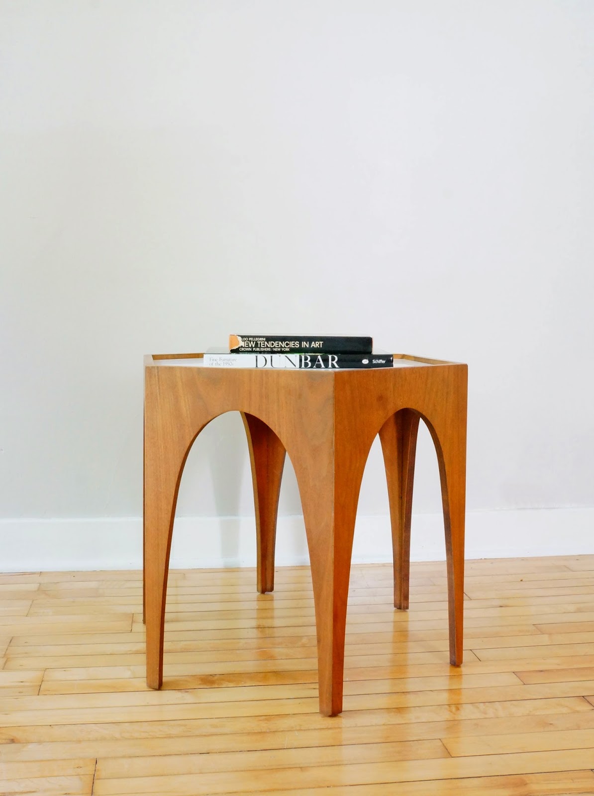str8mcm: Harvey Probber Side Table