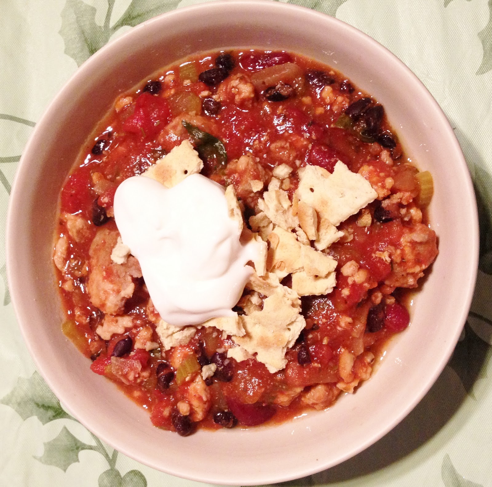 LIVE...LAUGH...LOVE...=): Crock-a-Doodle-Do Beef and Sausage Chili ...