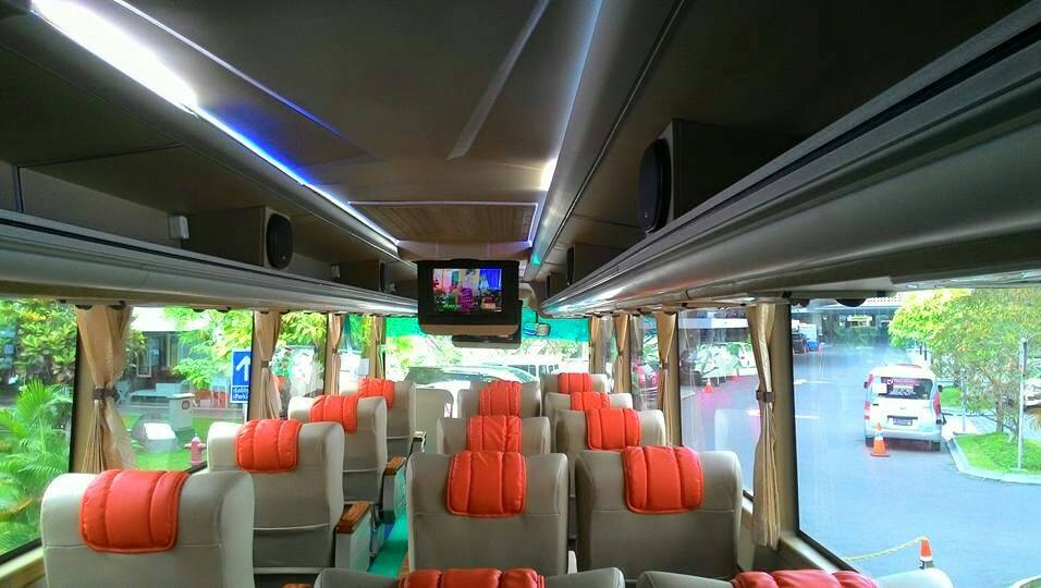 Bus Haryanto Zeppelin Gyga 2 (G2) Karoseri Gunung Mas