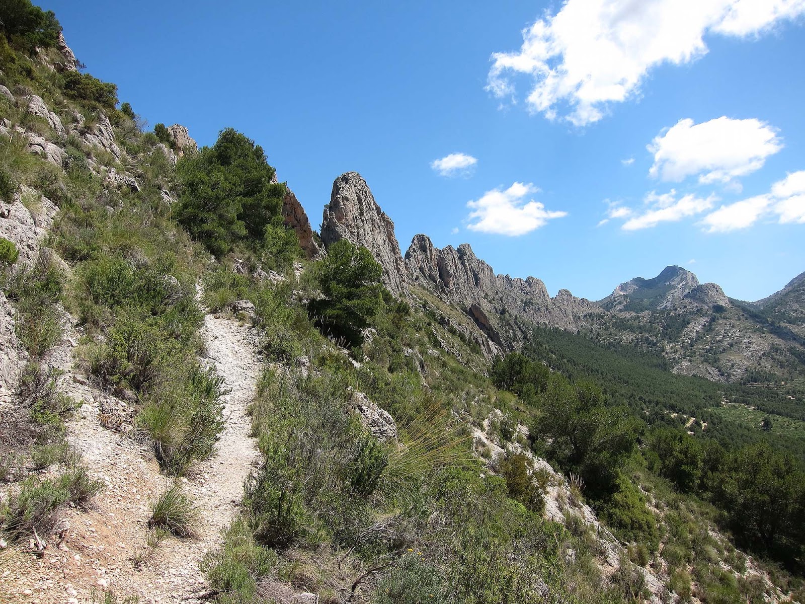 La Finestra de Fidel: Els Castellets desde Finestrat