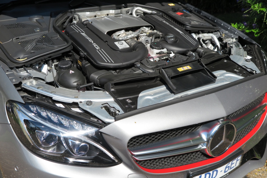 drivingandlife: C63 AMG