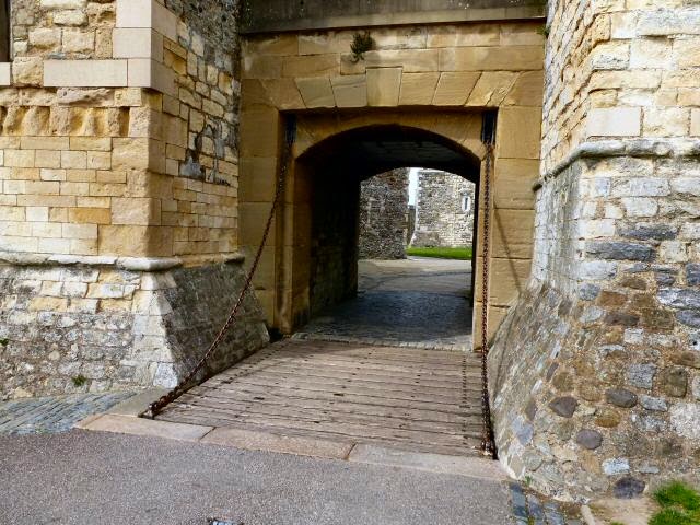 SIA MCKYE OVER COFFEE: MONDAY MUSINGS: WHEN THE CASTLE SHUTS DOWN