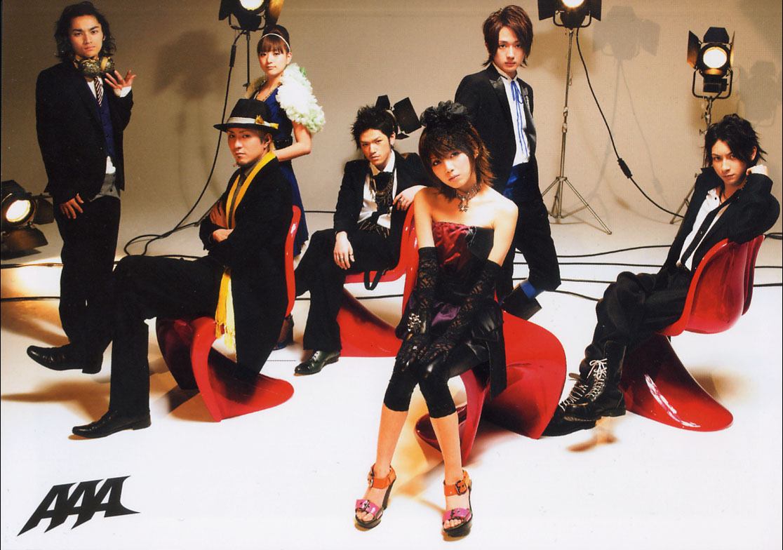 JKpop & Anime: February 2012