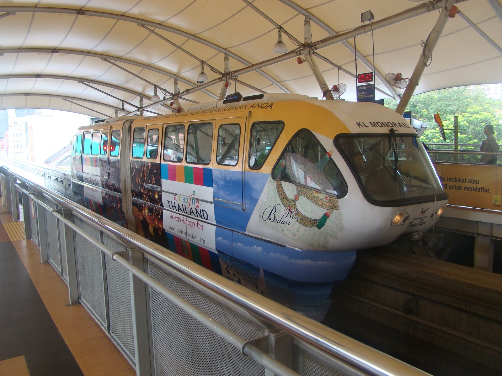 KL Monorail Kuala Lumpur - eNidhi India Travel Blog