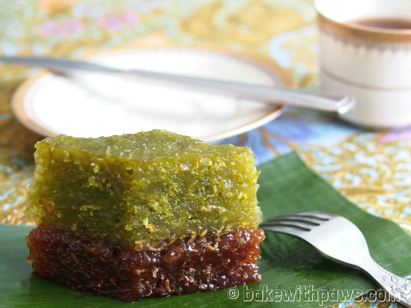 Steamed Layered Sago Cake (Kuih Sago Lapis) - BAKE WITH PAWS