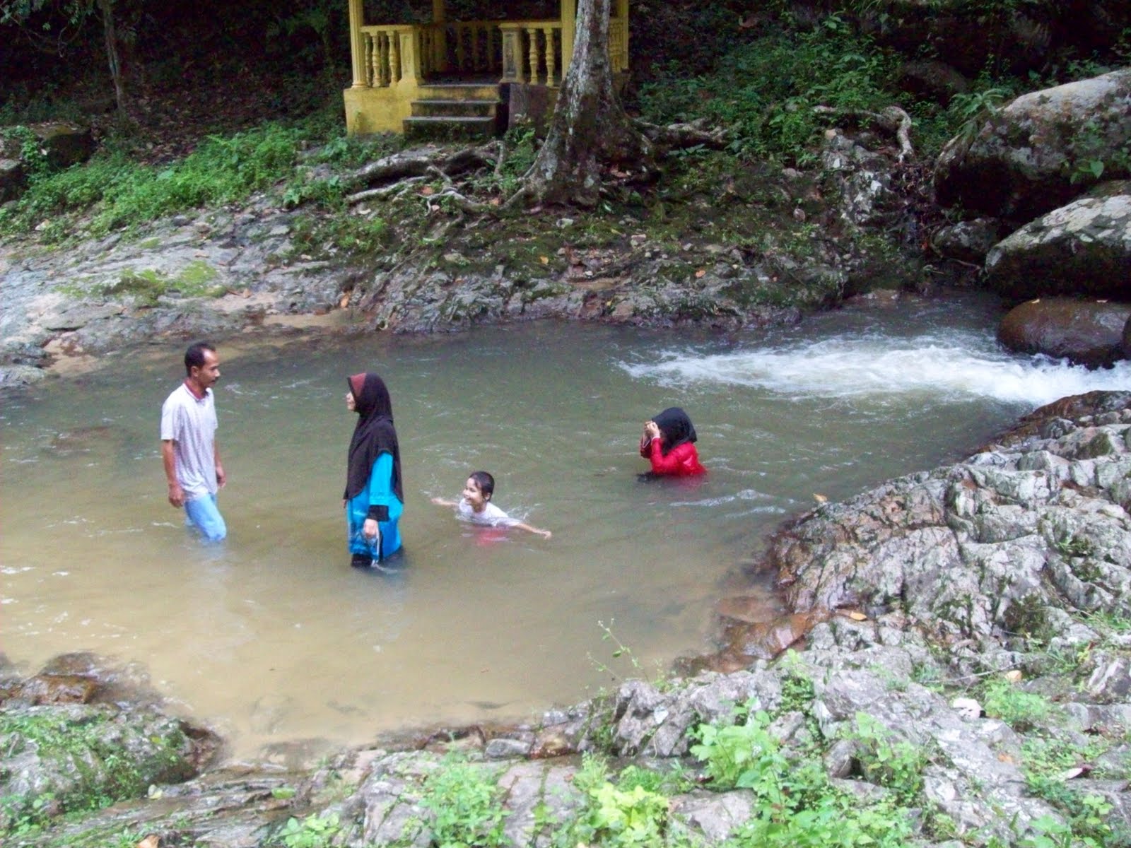 SANTAI SEJENAK: JERAM TENGKEK