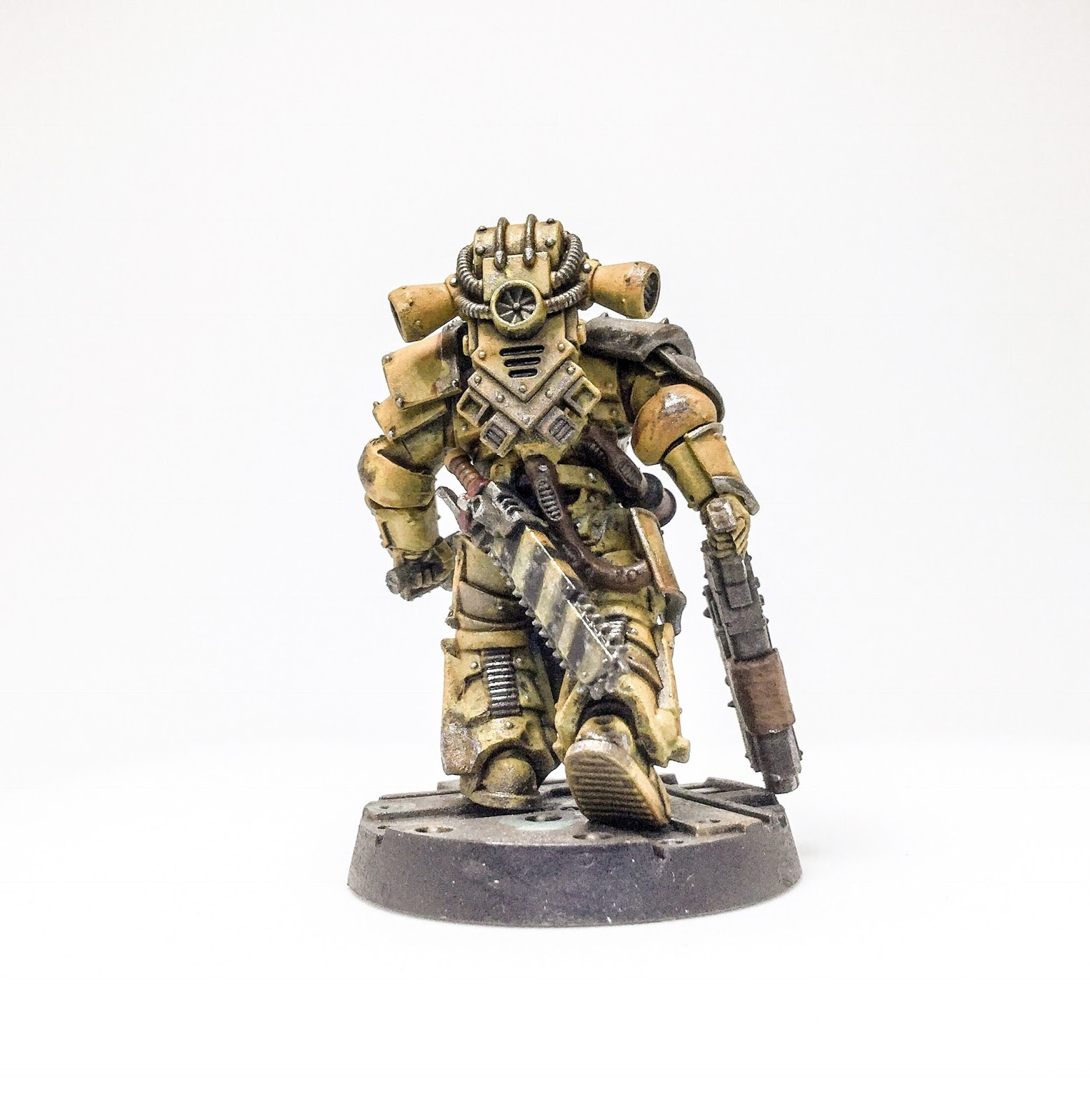 What's On Your Table: Power Armoured Ganger - Faeit 212