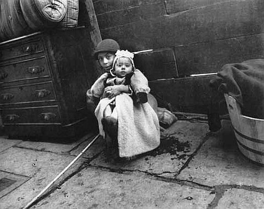MIRABISMO: PHOTOS BY JACOB RIIS