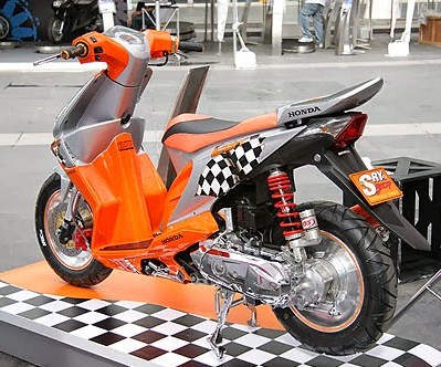 GILA BENER BROO...!!! Inilah Beberapa Gambar Modifikasi Honda Beat ESP ...