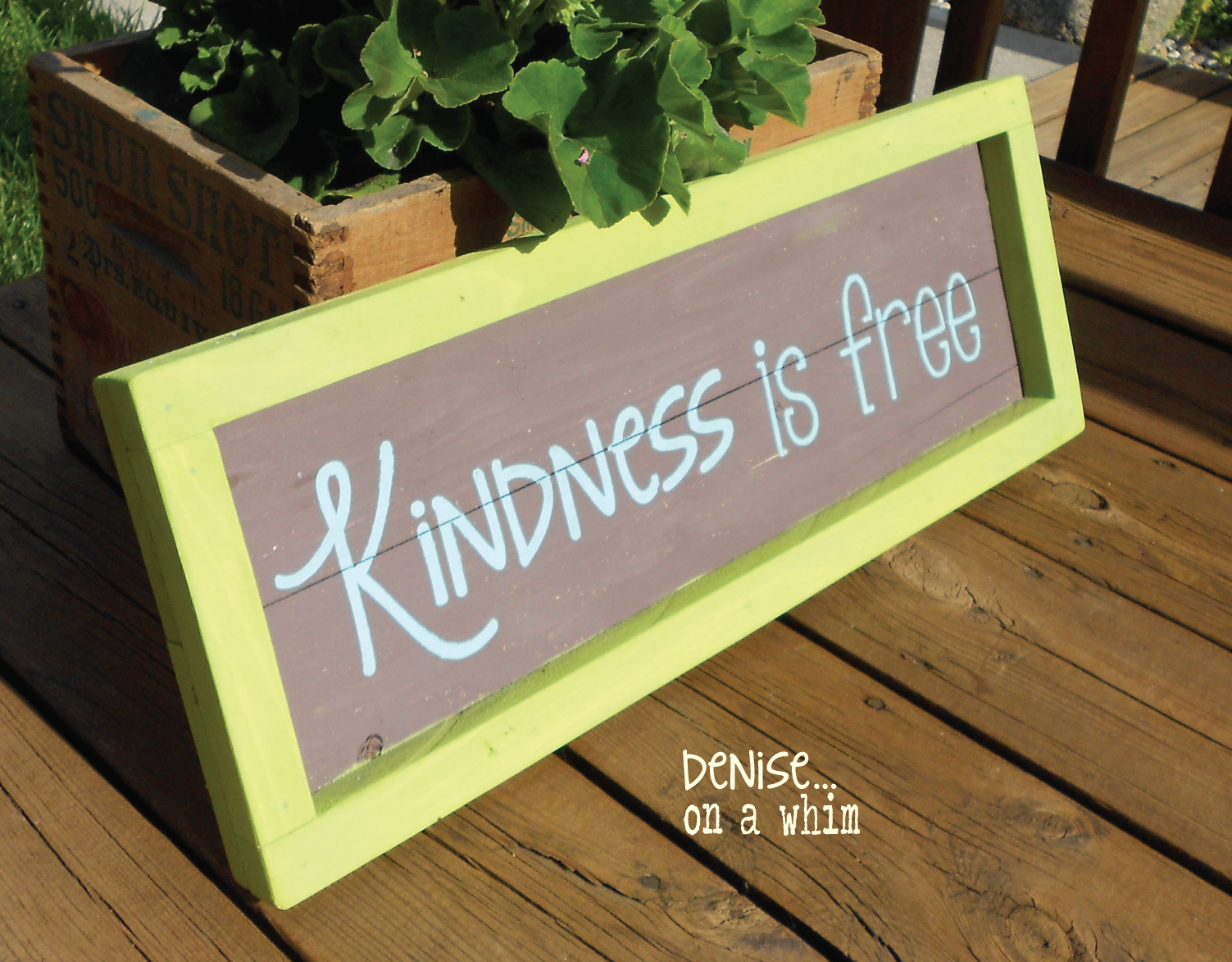 denise...on a whim: Pallet Signs