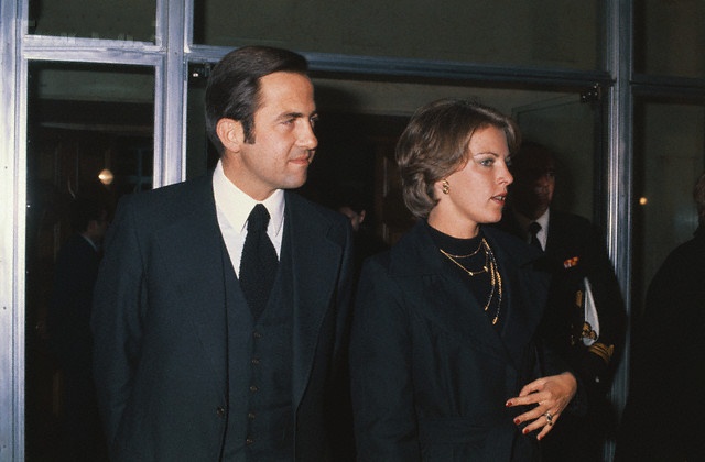 Η ΕΛΛΗΝΙΚΗ ΒΑΣΙΛΙΚΗ ΟΙΚΟΓΕΝΕΙΑ/THE GREEK ROYAL FAMILY: ΒΑΣΙΛΙΣΣΑ ΑΝΝΑ-ΜΑΡΙΑ