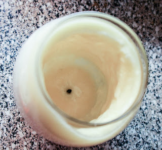 The Pig and the Peacock: Candle Burning Tips