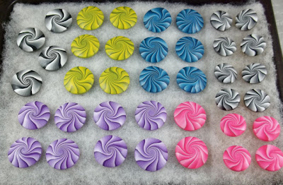 2 Good Claymates: Candy Swirl Buttons and Blends