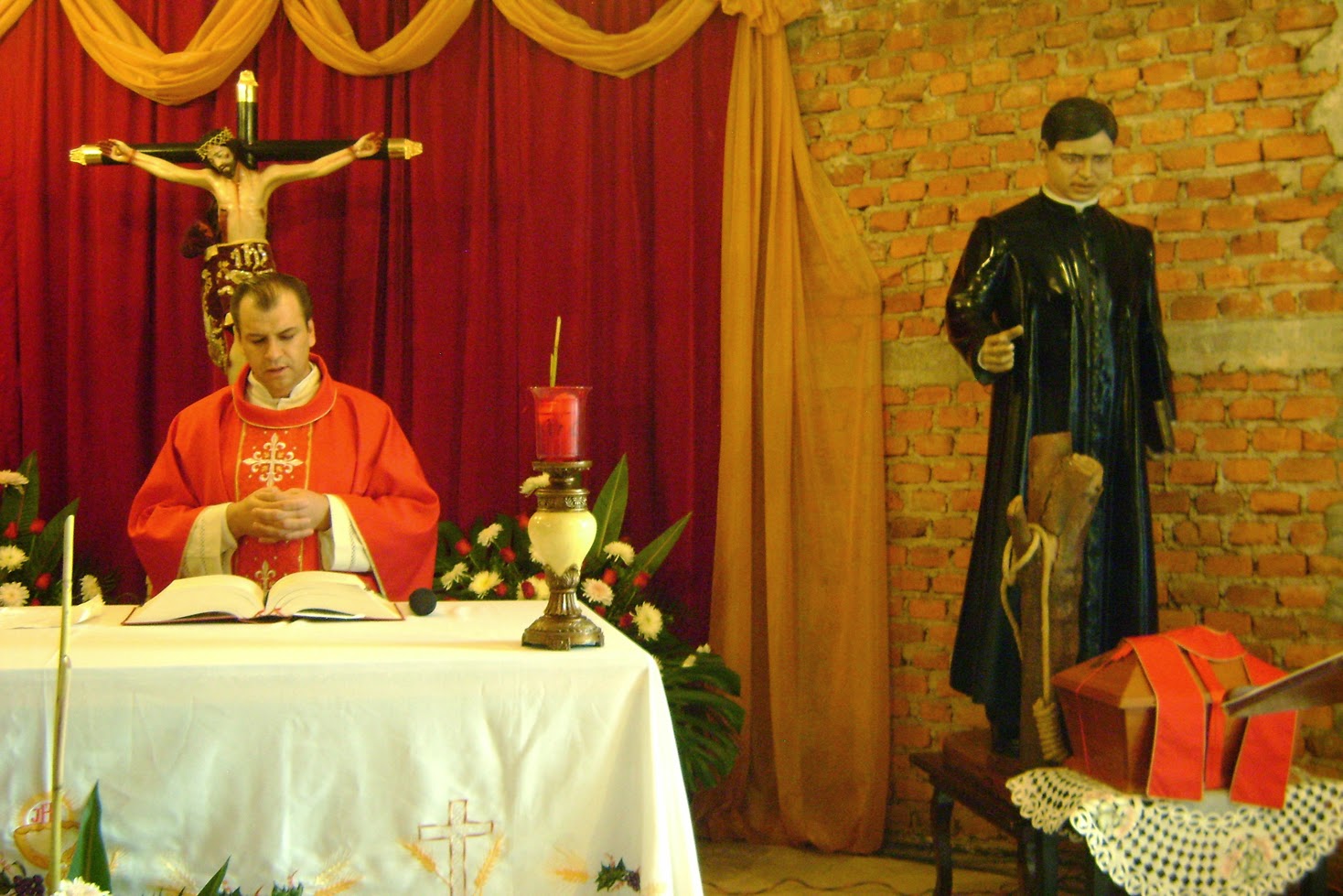 Celebran 14 aniversario de canonización de Tranquilino