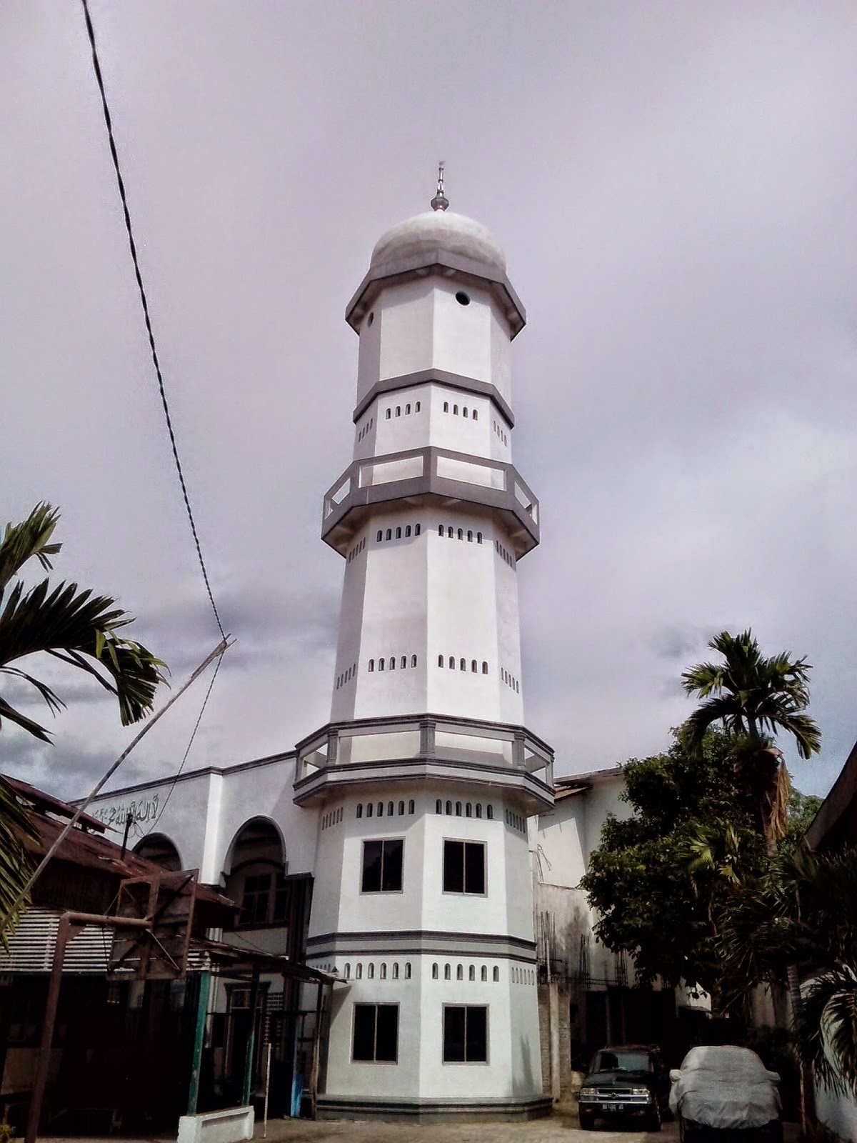 AHMADIYYA MOSQUE: Masjid Mubarak - Padang, West Sumatra, Indonesia