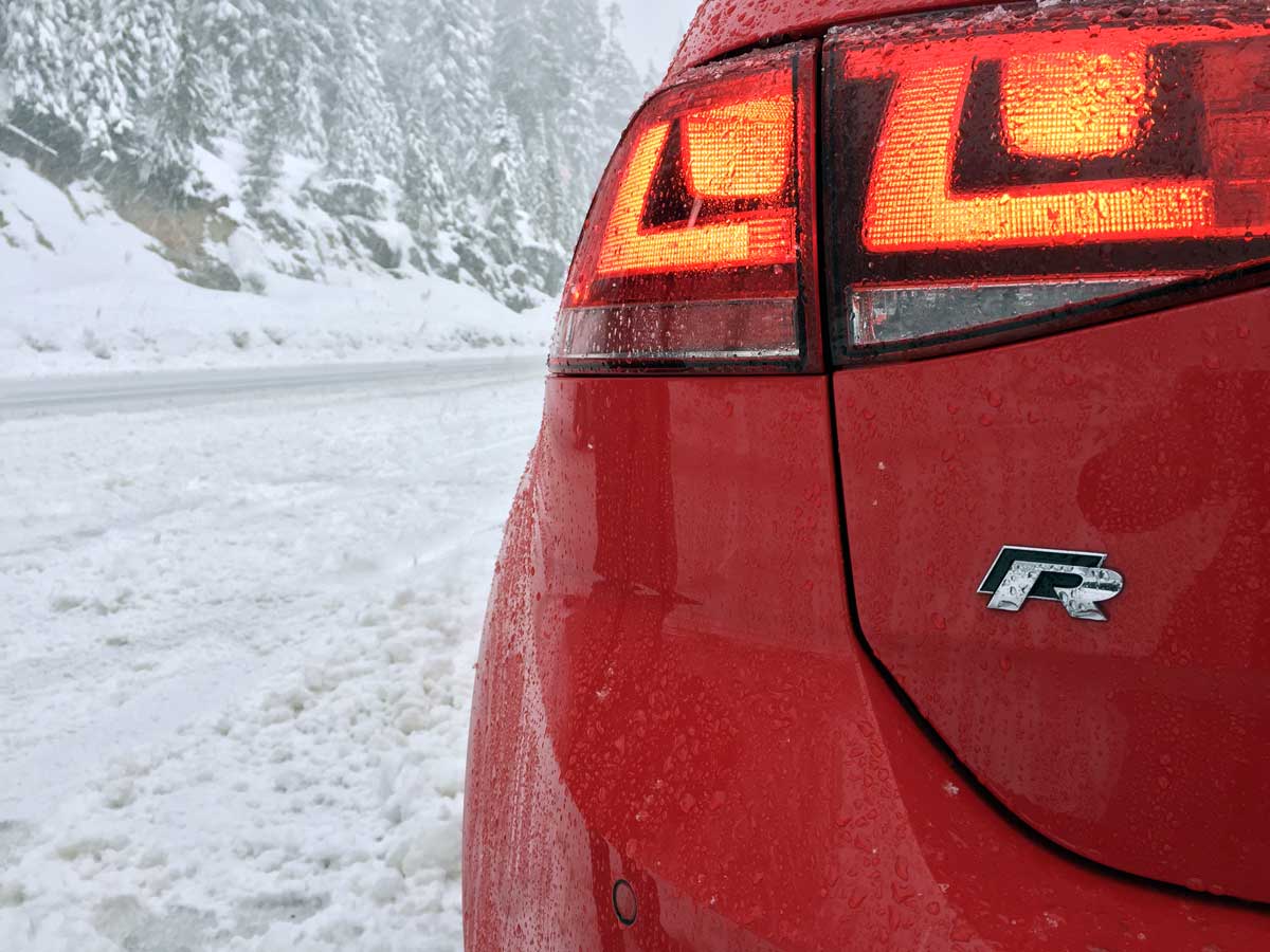 Review: 2016 Volkswagen Golf R ... In The Snow | Subcompact Culture ...