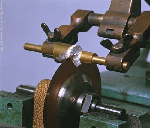 The diamond cutting process